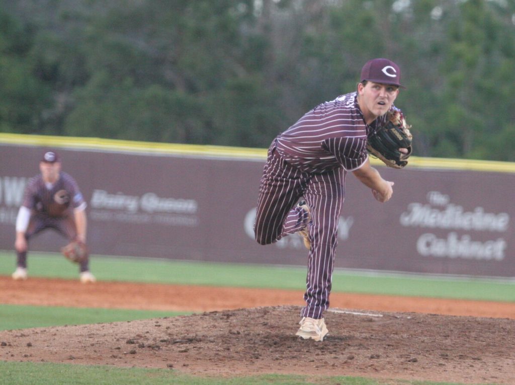 Coffee splits doubleheader with Lee, improves to 2-1 in region play ...