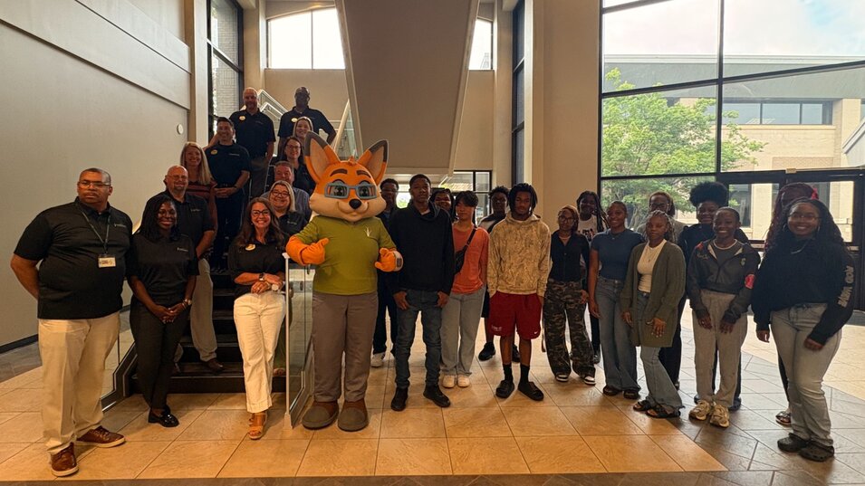 Wiregrass welcomes first class of high school students to Summer ...